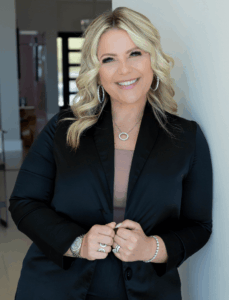 About Sarah Robbins | Author, Speaker & Business Leader